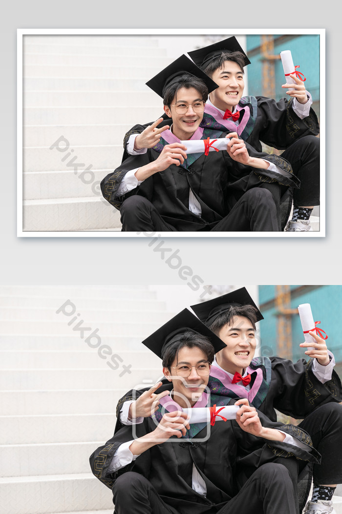 Campus Life Male College Student Graduated A Happy Photo | JPG Photo ...